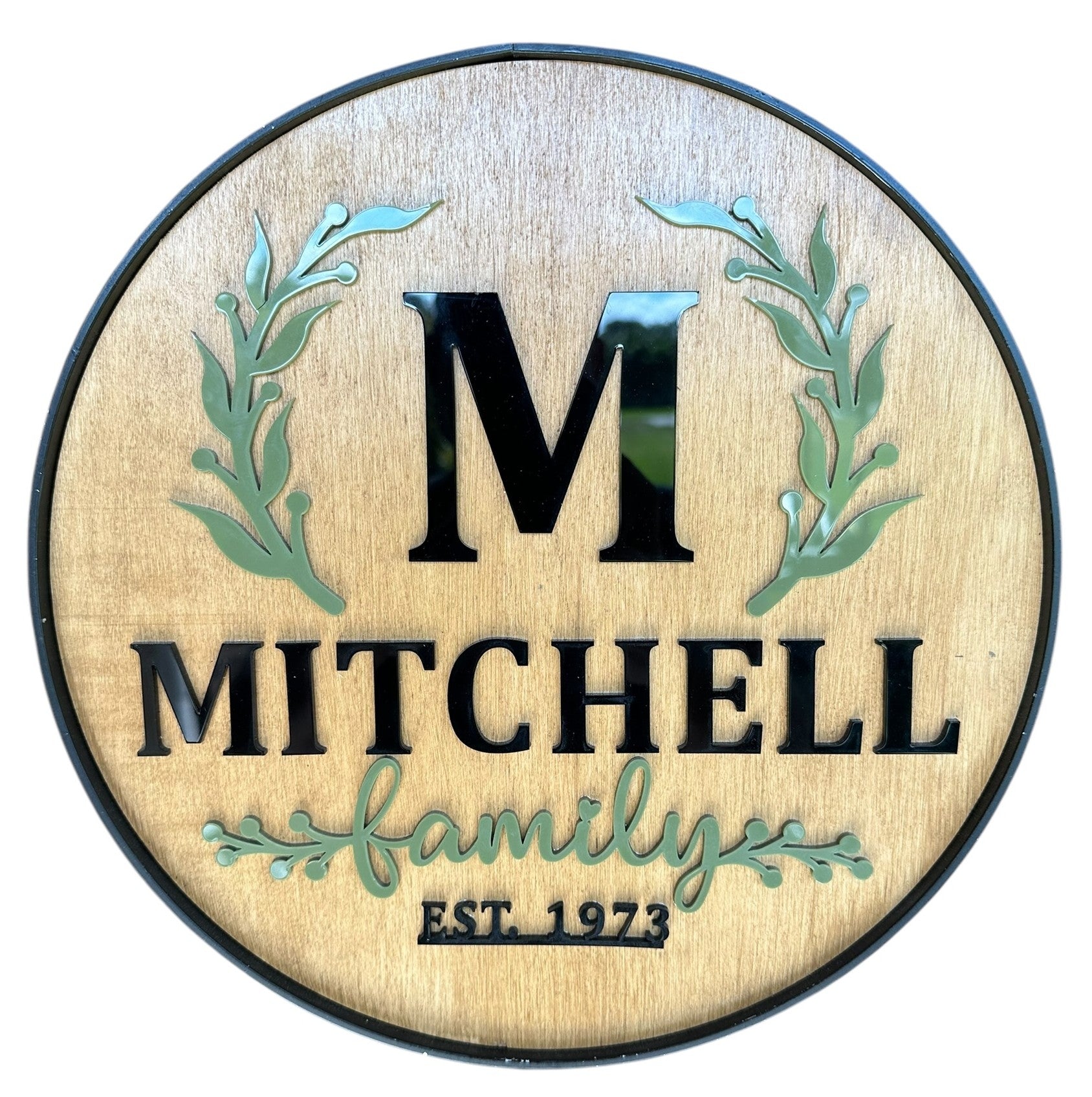 Custom Family Vine Sign – A Touch of Rustic Elegance